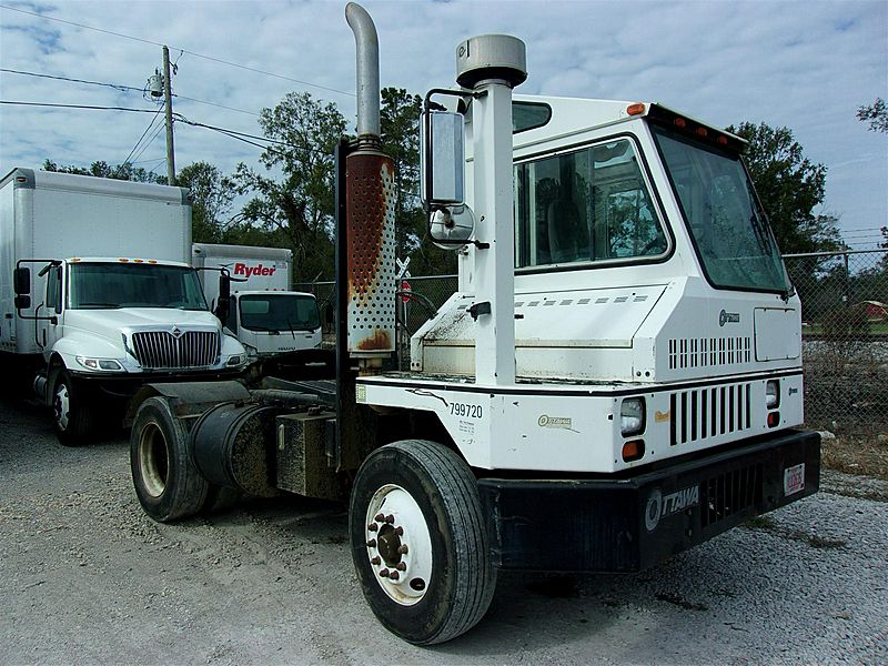 2000 Ottawa YT30T (For Sale) | Yard Spotter | #799720