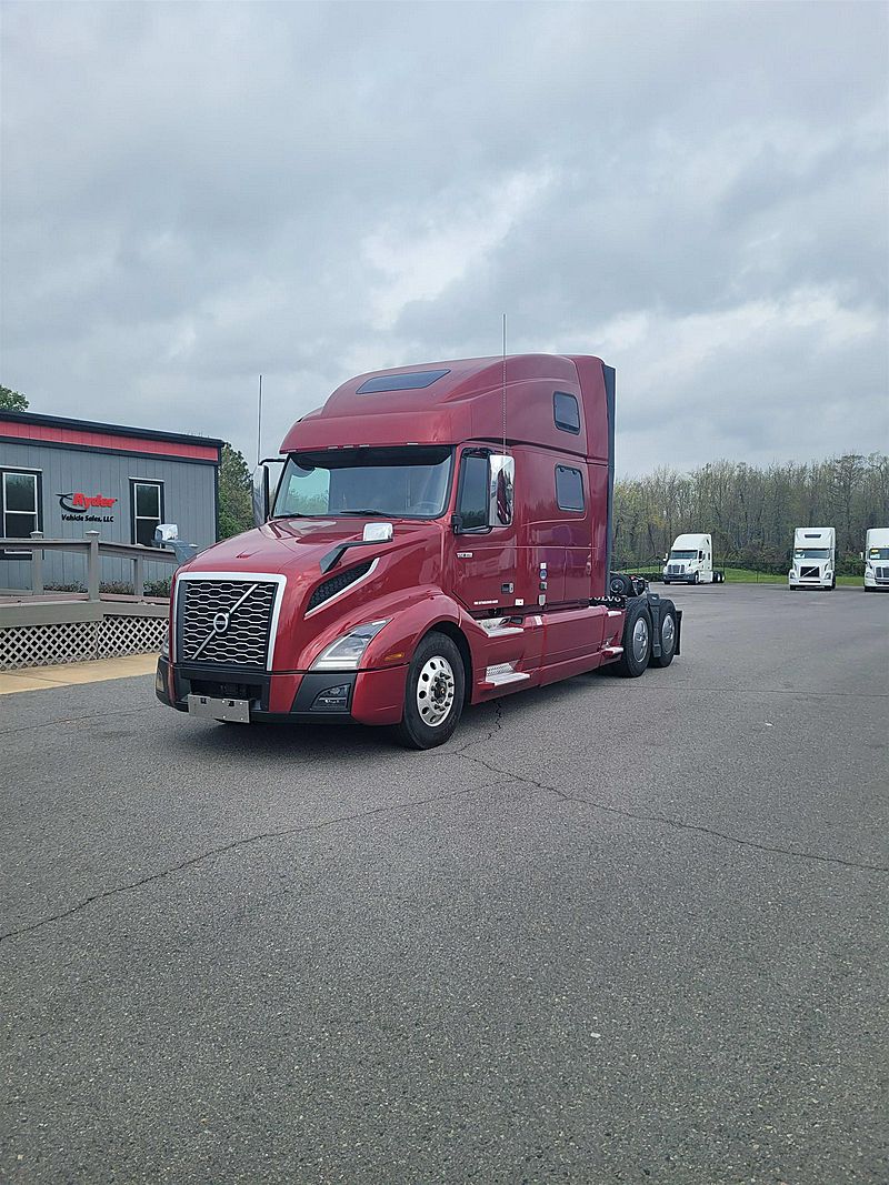 2018 Volvo VNL 860 For Sale | 73" Sleeper | #782327