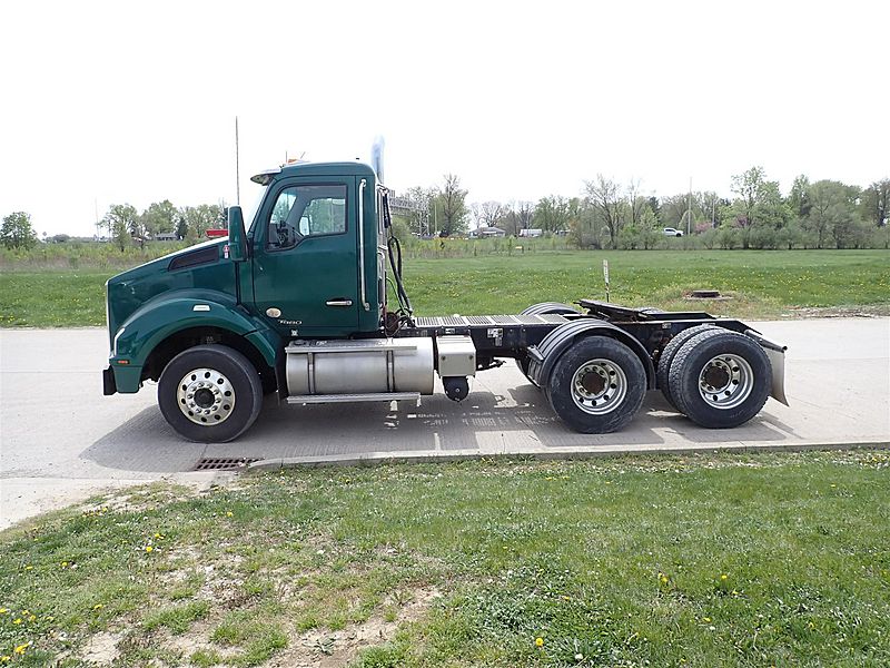 2017 Kenworth T880 For Sale | Day Cab | #HJ157968