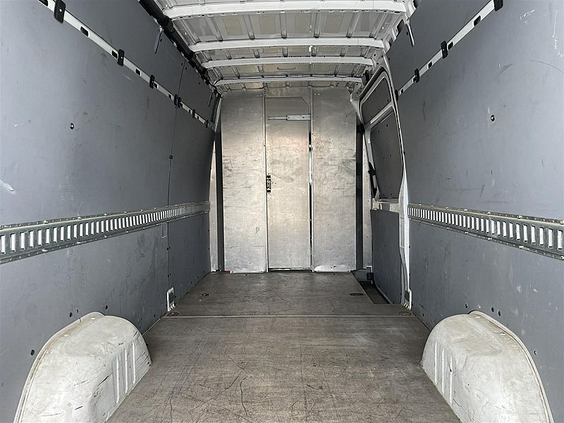 2017 Mercedes-Benz SPRINTER 2500 (For Sale) | Step Van | #811026