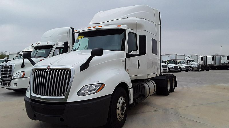 2019 International LT625 (For Sale) | 73" Sleeper | #820782