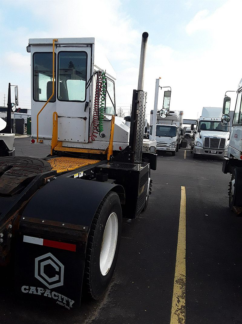 2019 Capacity SABRE 5 4X2 For Sale | Yard Spotter | #877361