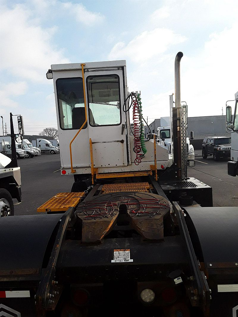 2019 Capacity SABRE 5 4X2 For Sale | Yard Spotter | #877361