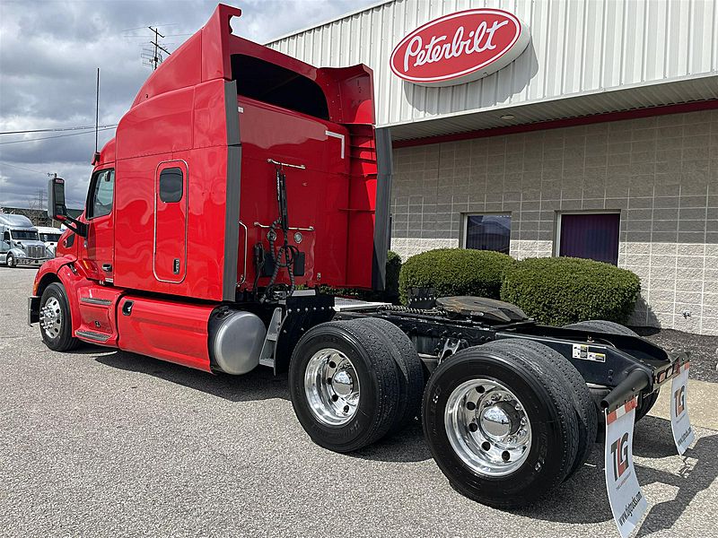 2018 Peterbilt 579 (For Sale) | 80" Sleeper | #D482987
