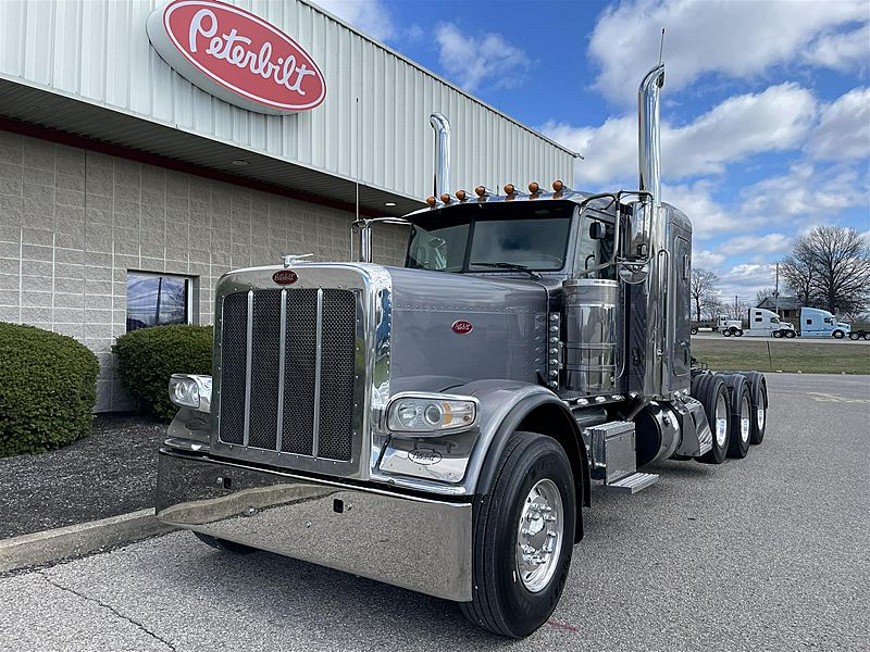 2019 Peterbilt 389 For Sale | 44" Sleeper | #D276524
