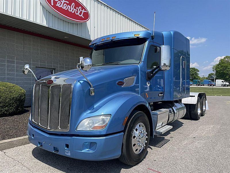 2016 Peterbilt 579 For Sale | 72" Sleeper | #D298581