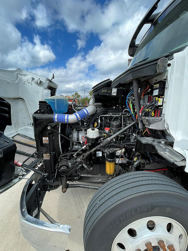 2020 Peterbilt 579 For Sale | 80" Sleeper | #D717737