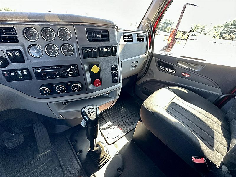 2017 Peterbilt 567 For Sale | 72" Sleeper | #HD419341