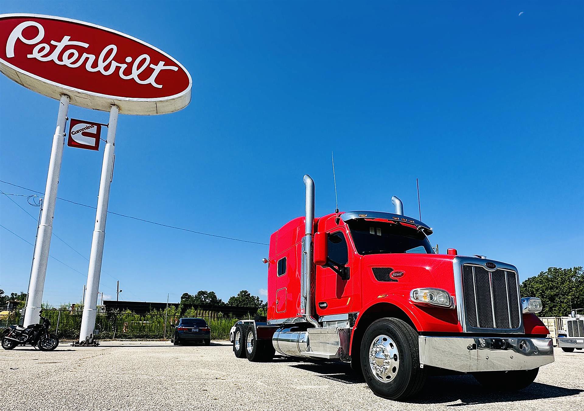 2017 Peterbilt 567 For Sale | 72" Sleeper | #HD419341