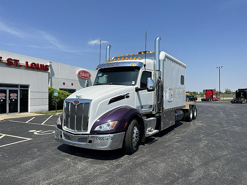 2023 Peterbilt 579 (For Sale) | 156" Sleeper | #PD893673