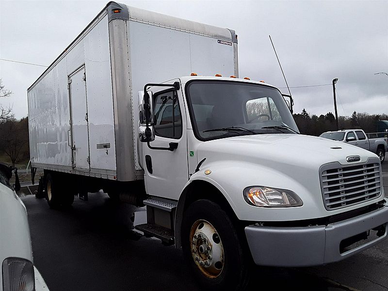 2014 Freightliner M2 106 For Sale | 26' Box | #537909