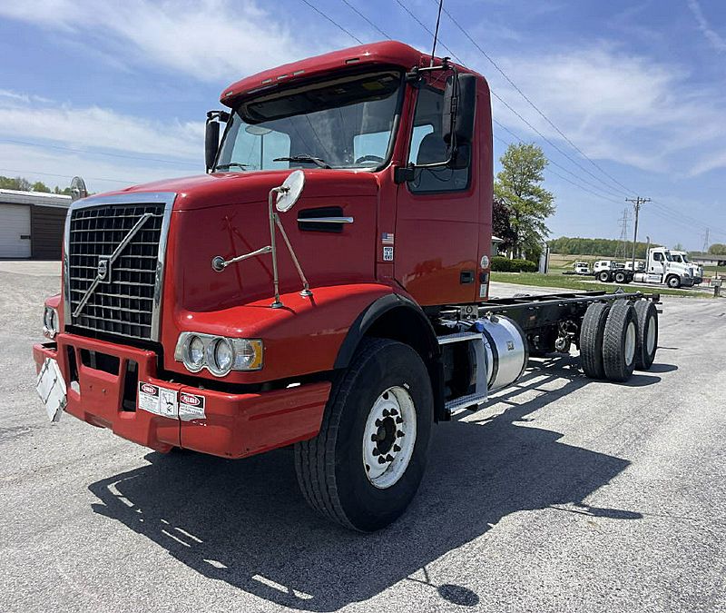 2014 Volvo VHD (For Sale) | Cab & Chassis | #7870