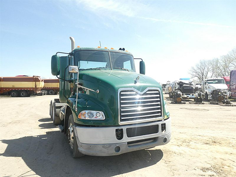 2013 Mack Pinnacle CXU613 For Sale | Day Cab | #10155