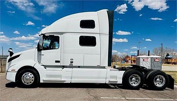 2021 Volvo VNL 860 For Sale | Raised Sleeper | #RM6385