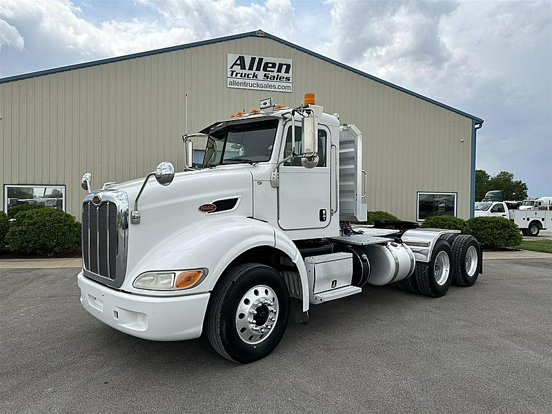 2014 Peterbilt 384 For Sale | Day Cab | #12354