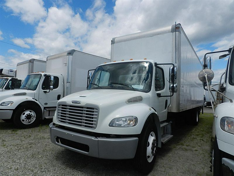 2014 Freightliner M2 106 For Sale | 26' Box | Non CDL | #535741