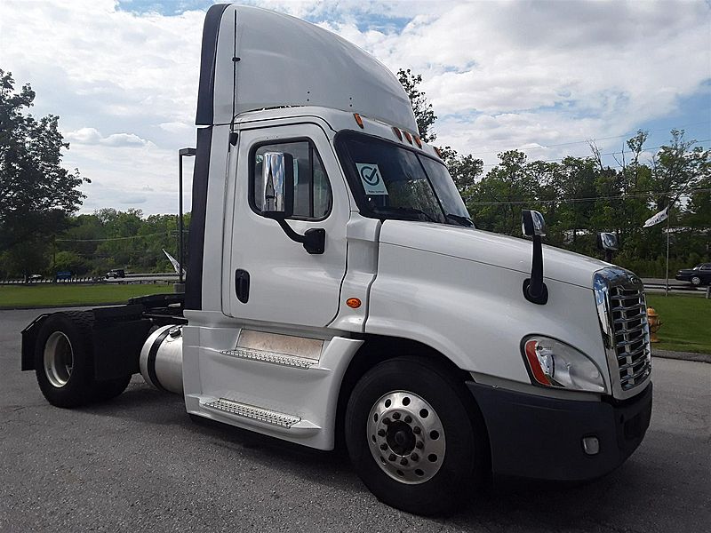 2015 Freightliner CASCADIA 125 For Sale | Day Cab | #351044