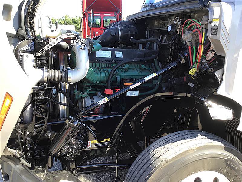 2020 Volvo VNL 860 For Sale | 80" Sleeper | #259458