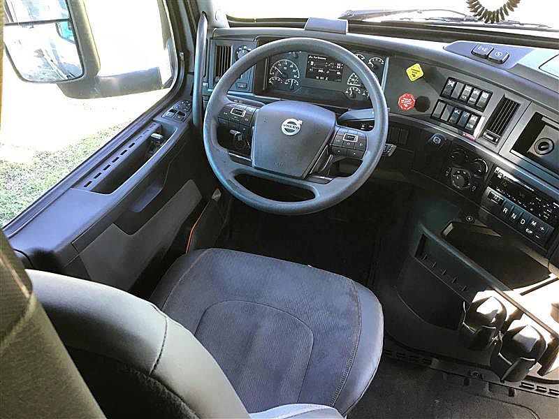 2020 Volvo VNL 860 For Sale | 80" Sleeper | #259458