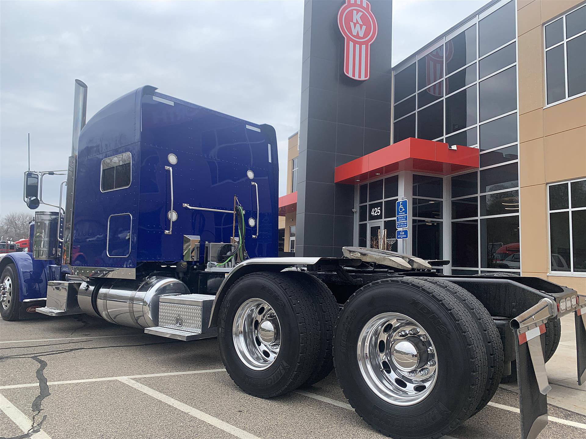 2018 Peterbilt 389 For Sale | 80" Sleeper | #5512C