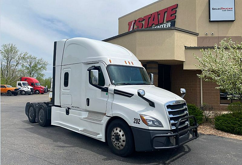 2020 Freightliner New Cascadia (For Sale) | 72" Sleeper | #743834