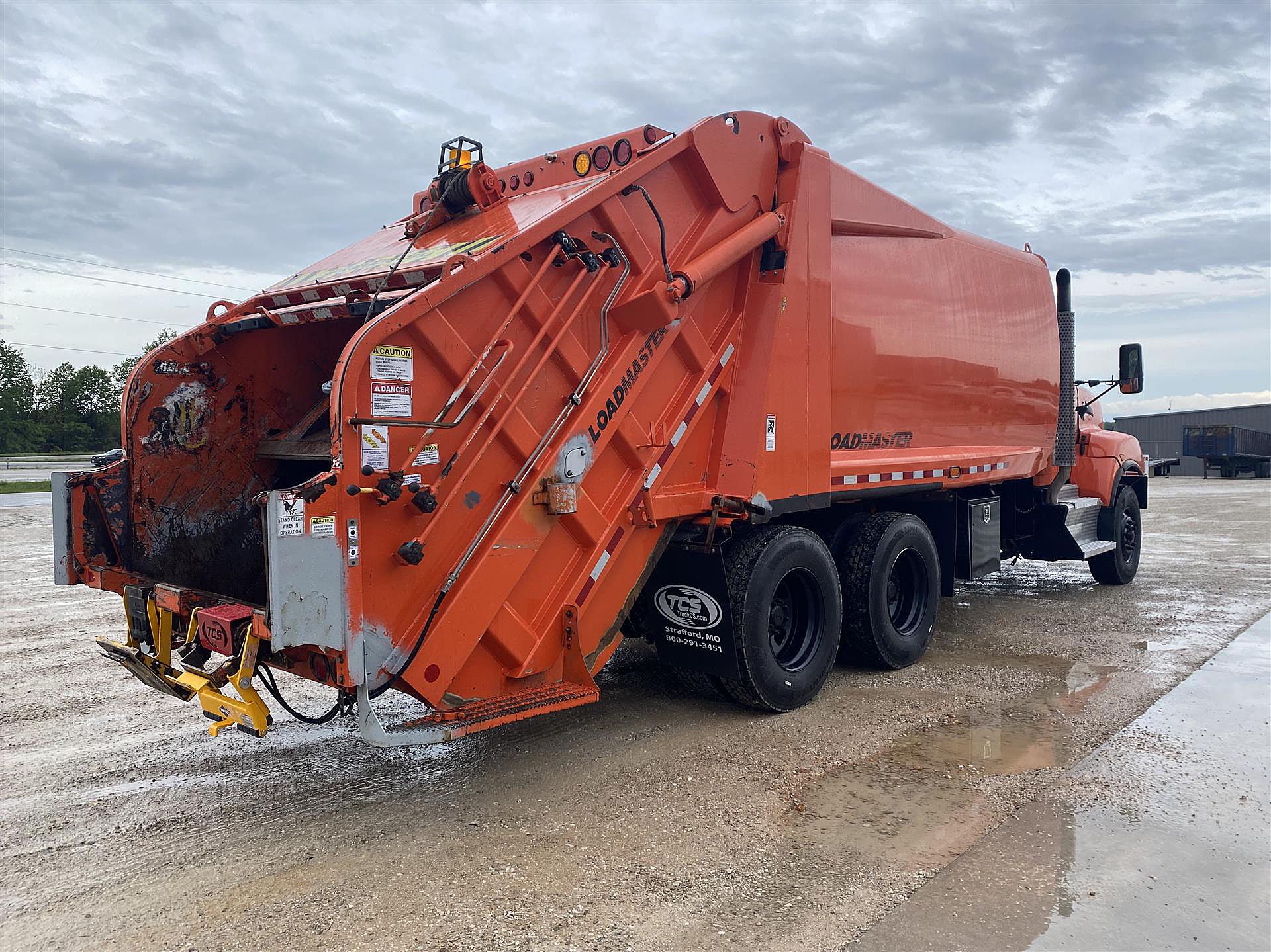 2016 Kenworth T400 (For Sale) | Rear Loader | #GR111316