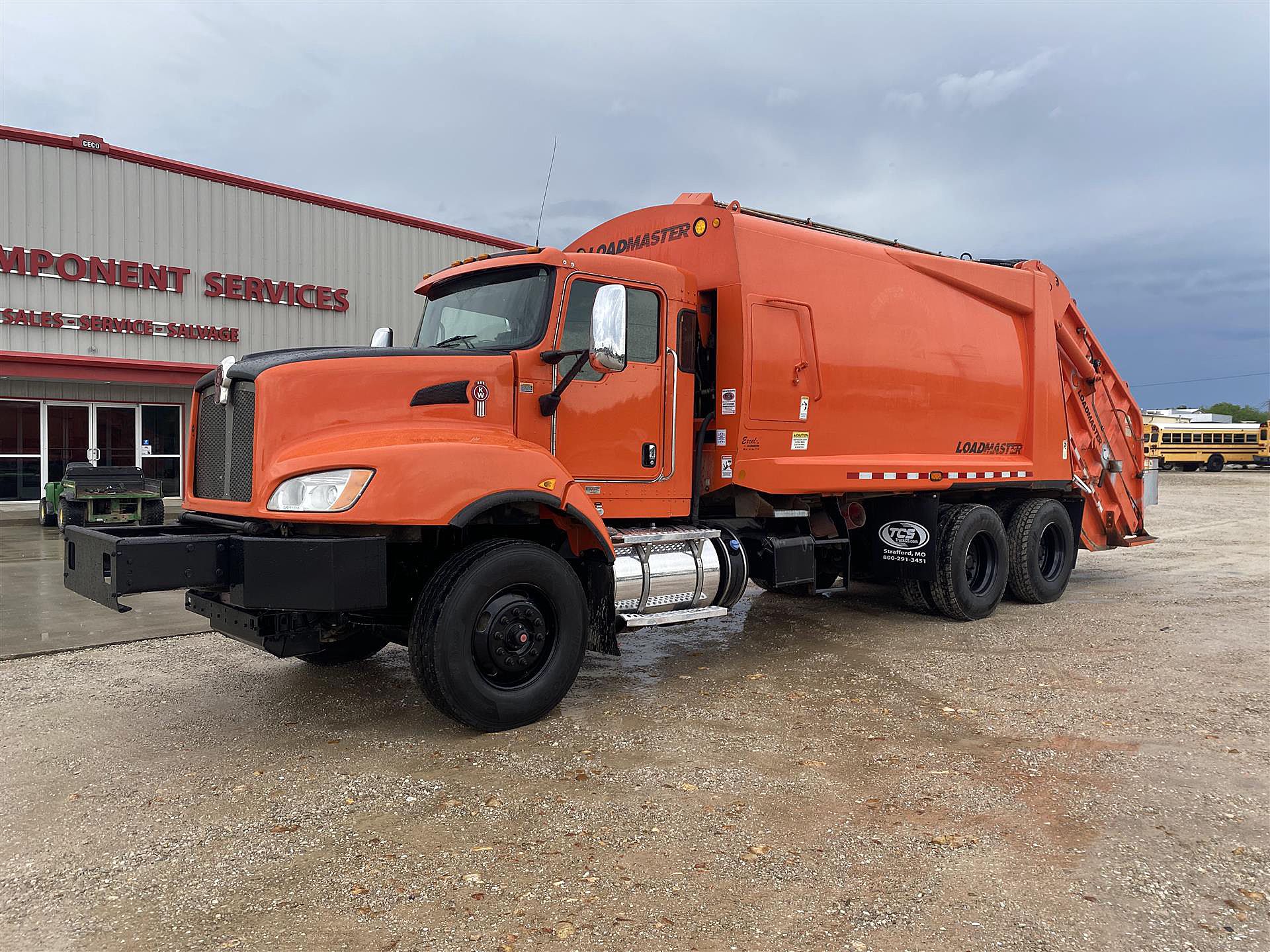 2016 Kenworth T400 (For Sale) | Rear Loader | #GR111316