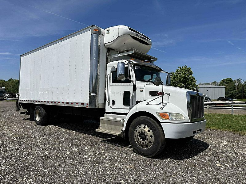 2016 Peterbilt 337 For Sale | 22' | #9355