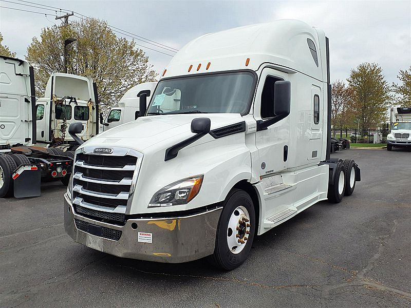 2020 Freightliner NEW CASCADIA PX12664 For Sale | 72" Sleeper | #275683