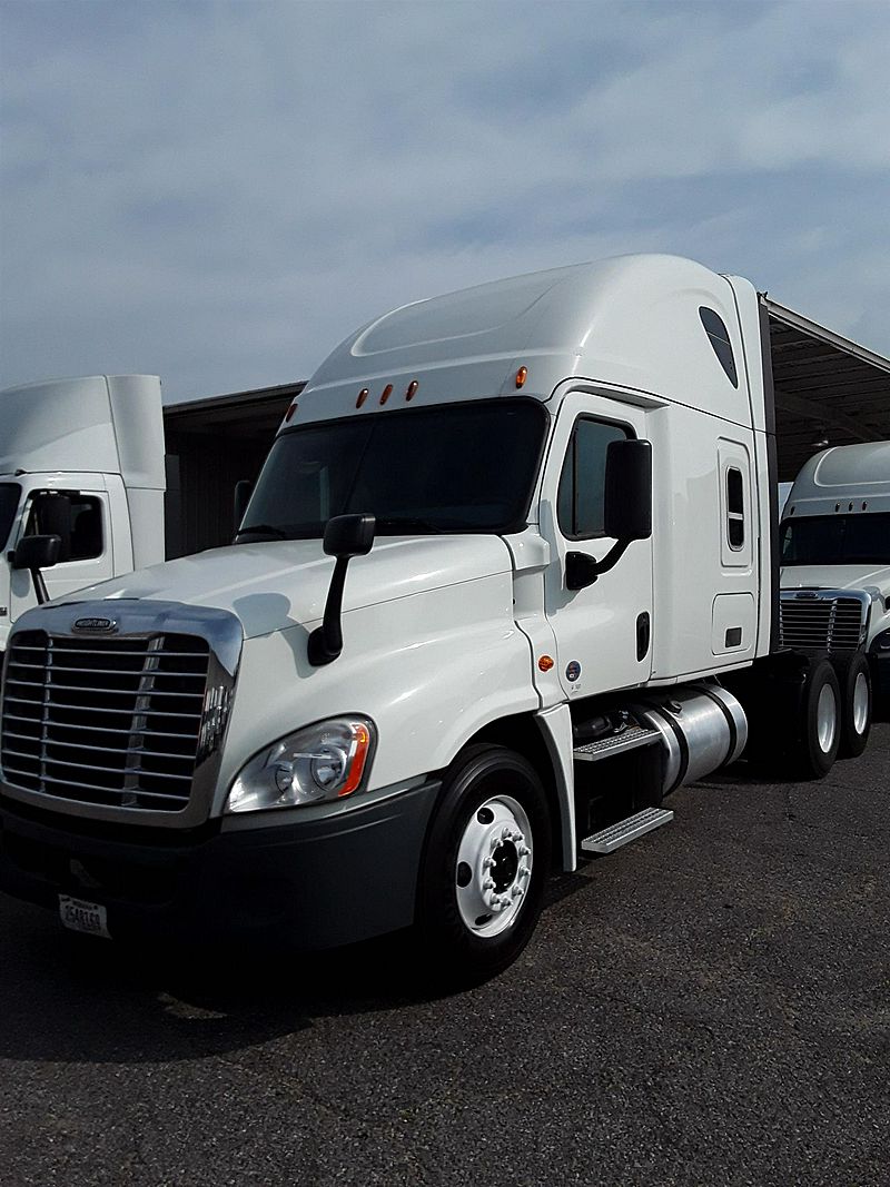 2015 Freightliner CASCADIA 125 For Sale | 72" Sleeper | #591941
