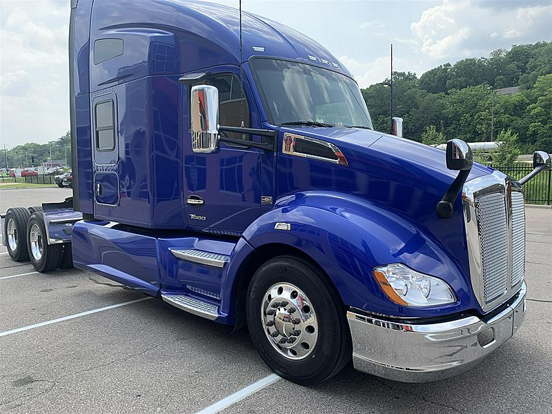 2022 Kenworth T680 (For Sale) | 76" Sleeper | #5533