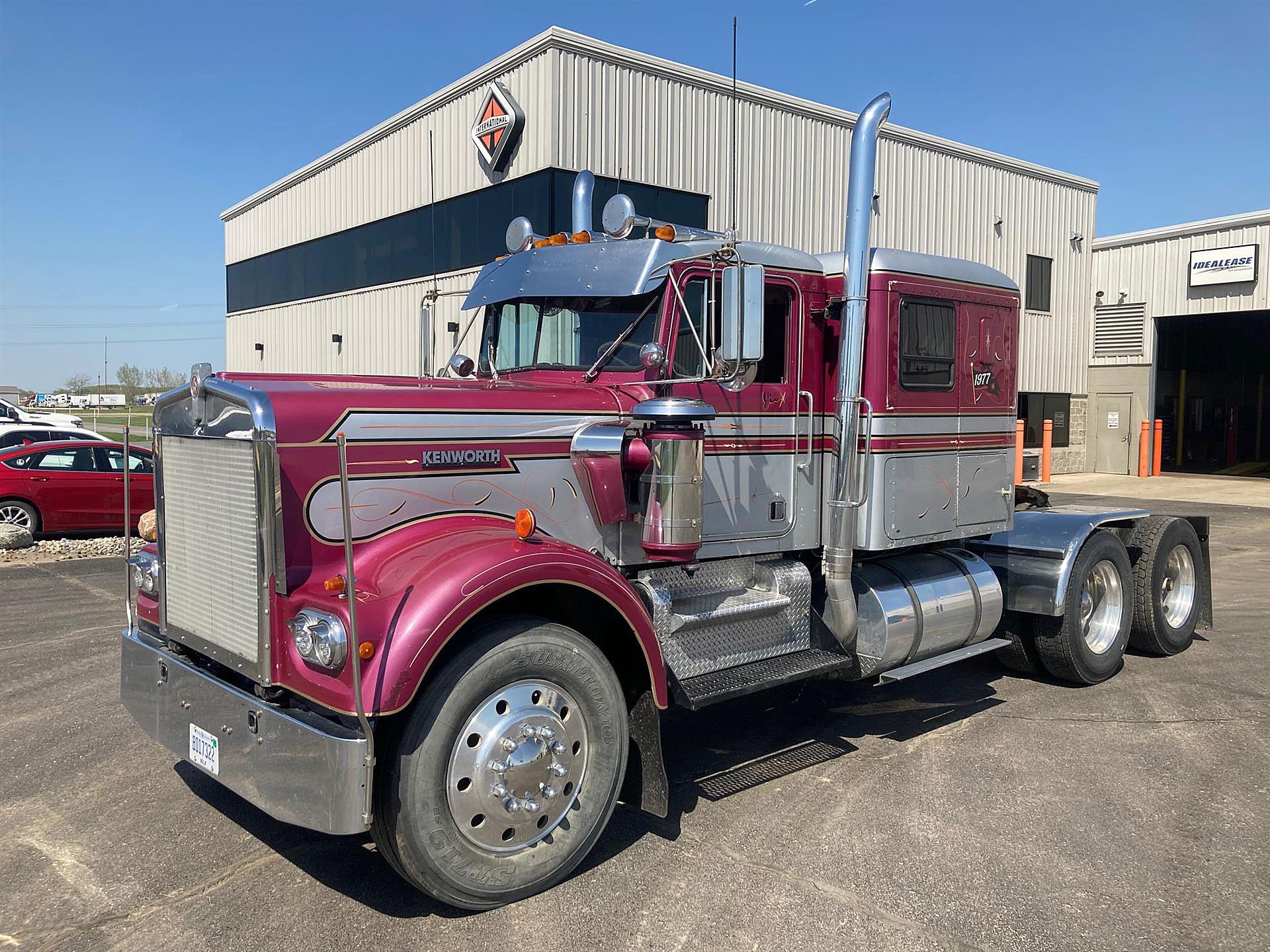 1977 Kenworth W900A (For Sale) | 60" Sleeper | #851S