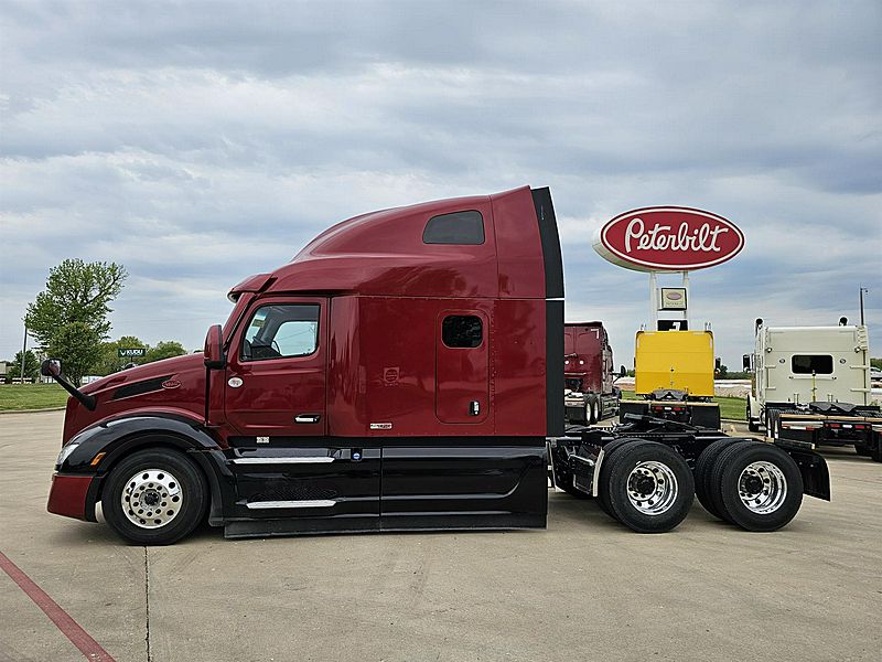 2024 Peterbilt 579 For Sale | 80" Sleeper | #RD656904