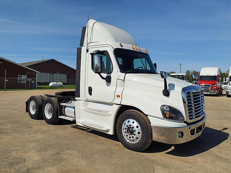 2015 Freightliner CASCADIA 125 For Sale | Day Cab | #327960