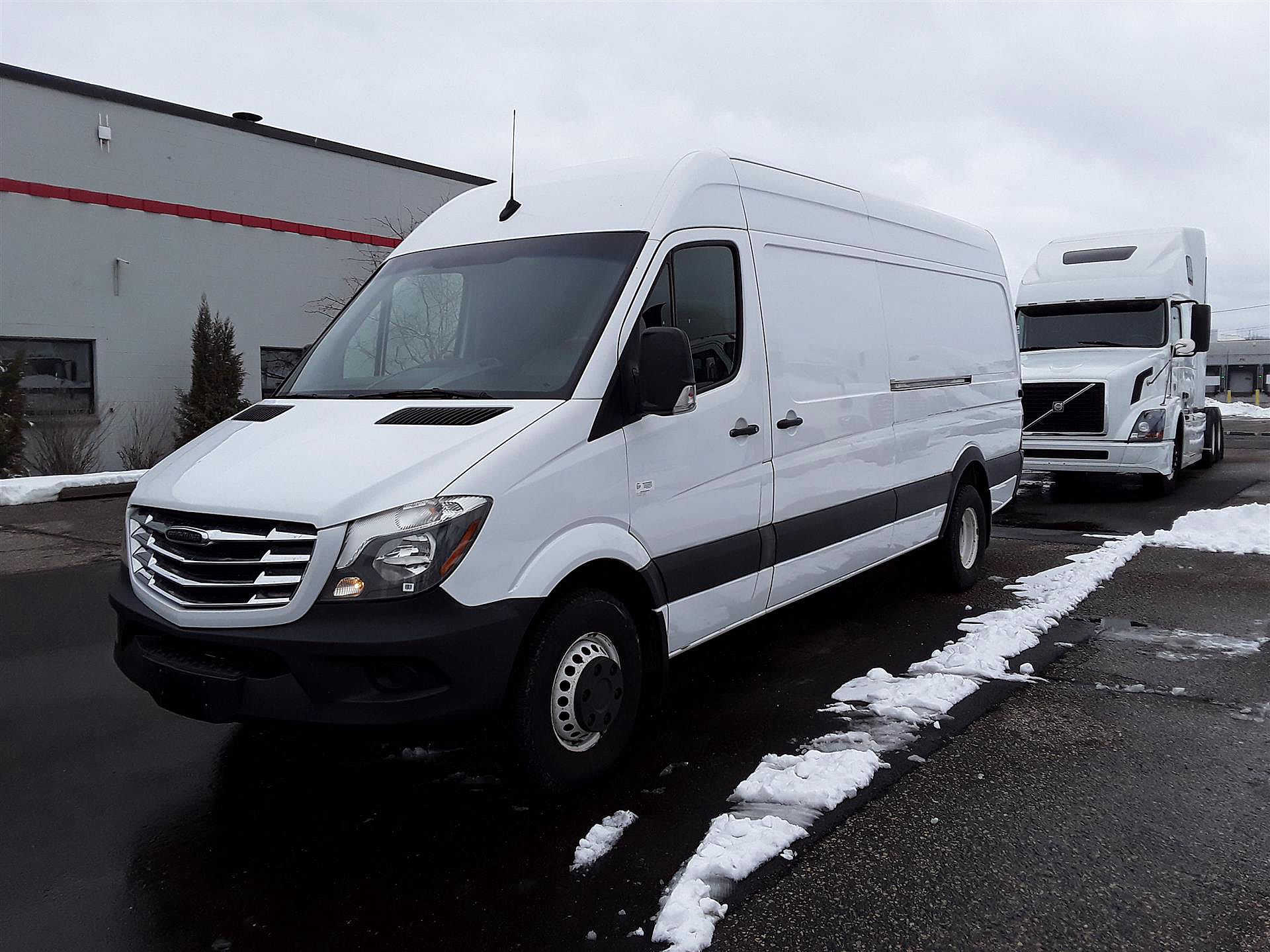 2017 Freightliner SPRINTER 3500 (For Sale) | Step Van | Non CDL | #769118