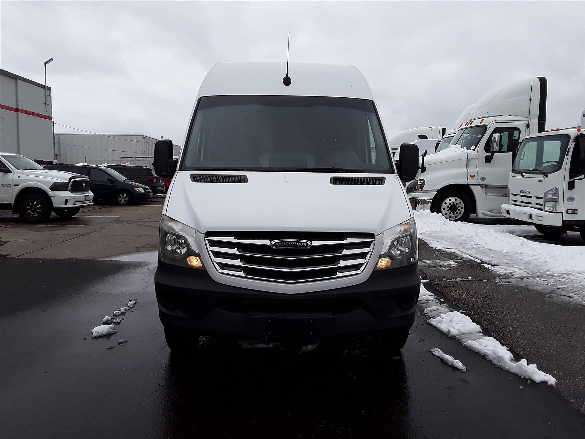 2017 Freightliner SPRINTER 3500 (For Sale) | Step Van | Non CDL | #769118