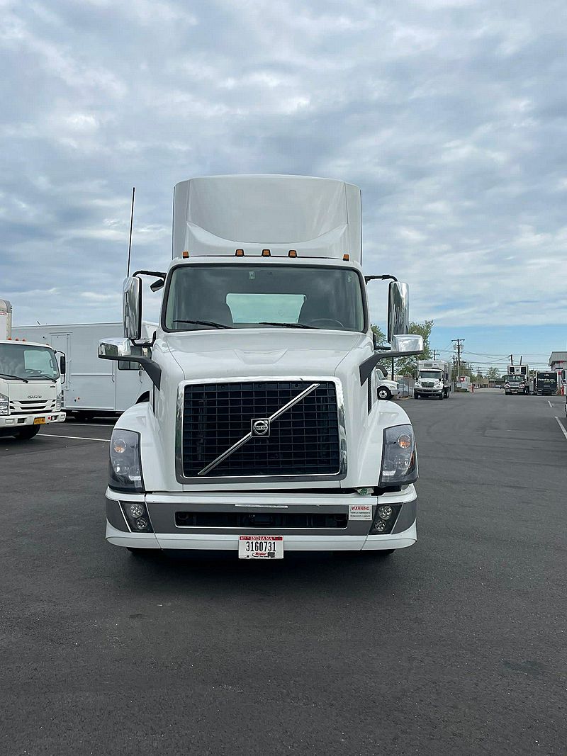 2017 Volvo VNL For Sale | Day Cab | #679789