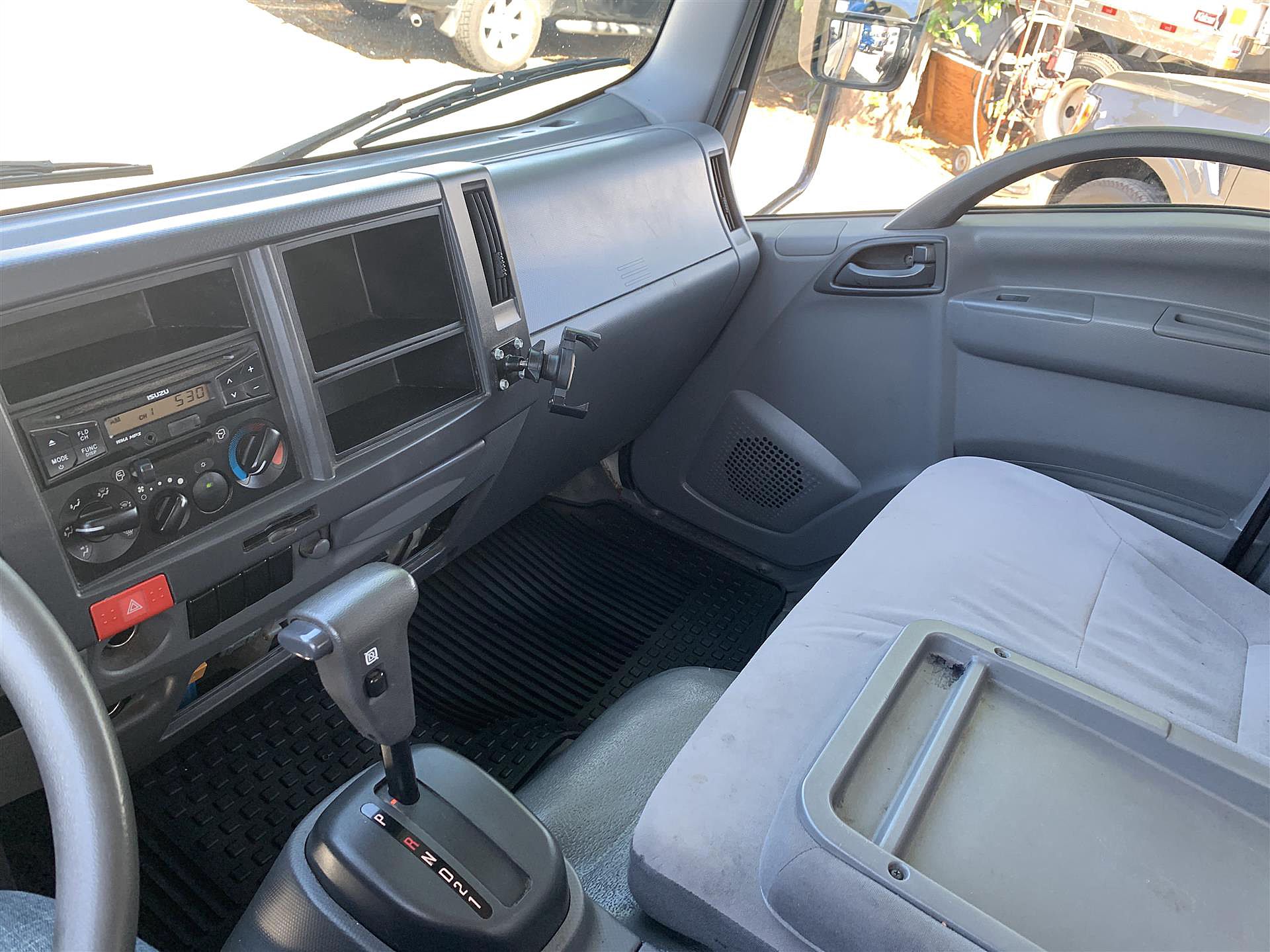 2017 Isuzu NPR (For Sale) | Day Cab | #746622