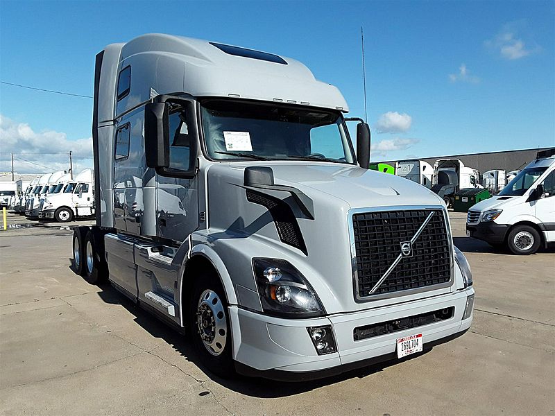 2018 Volvo VNL64T For Sale | 77" Sleeper | #756026