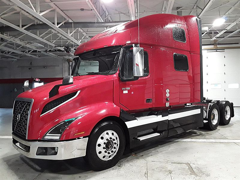 2019 Volvo VNL 860 For Sale | 77" Sleeper | #807860