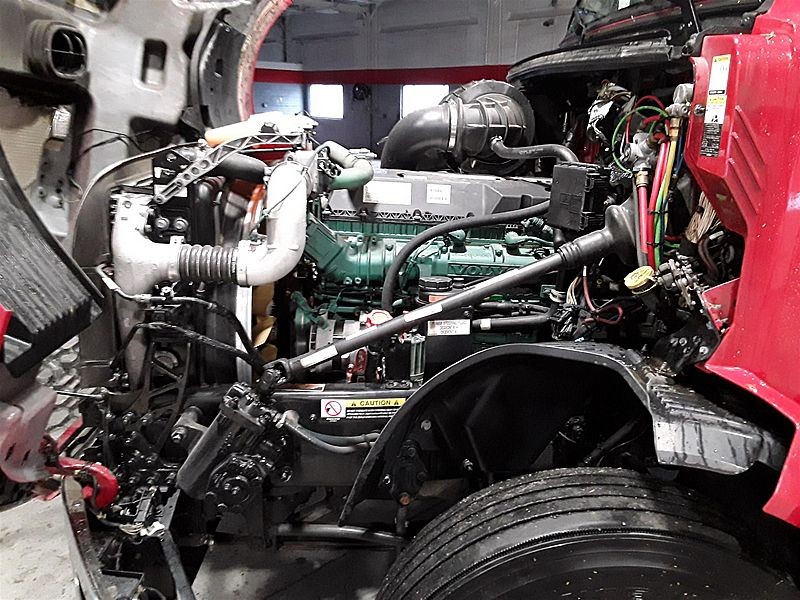 2019 Volvo VNL 860 For Sale | 77" Sleeper | #807860