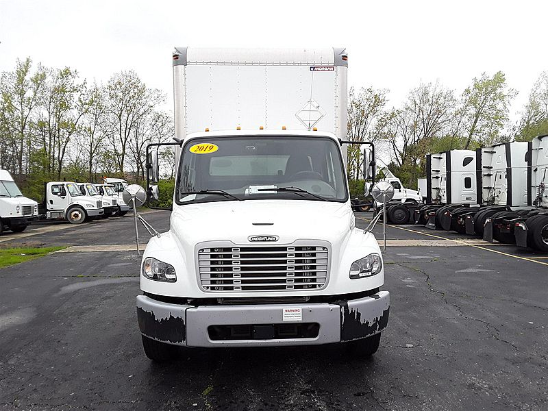 2019 Freightliner M2 106 For Sale | 26' Box | Non CDL | #867489
