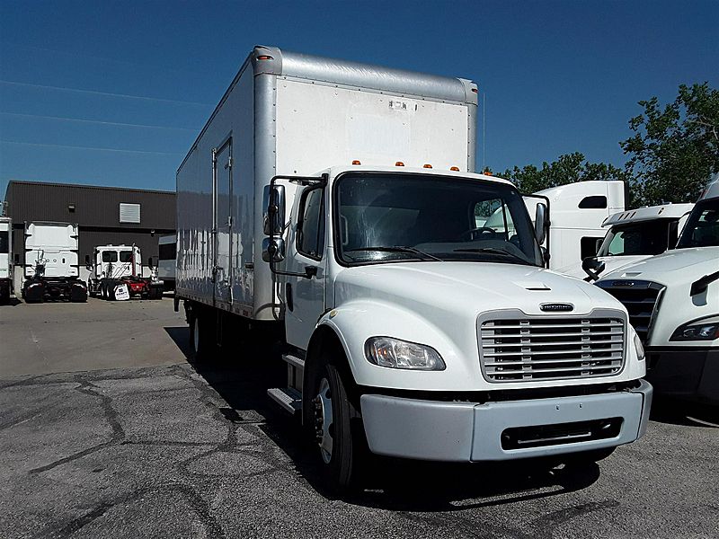 2020 Freightliner M2 106 For Sale | 26' Box | Non CDL | #897015