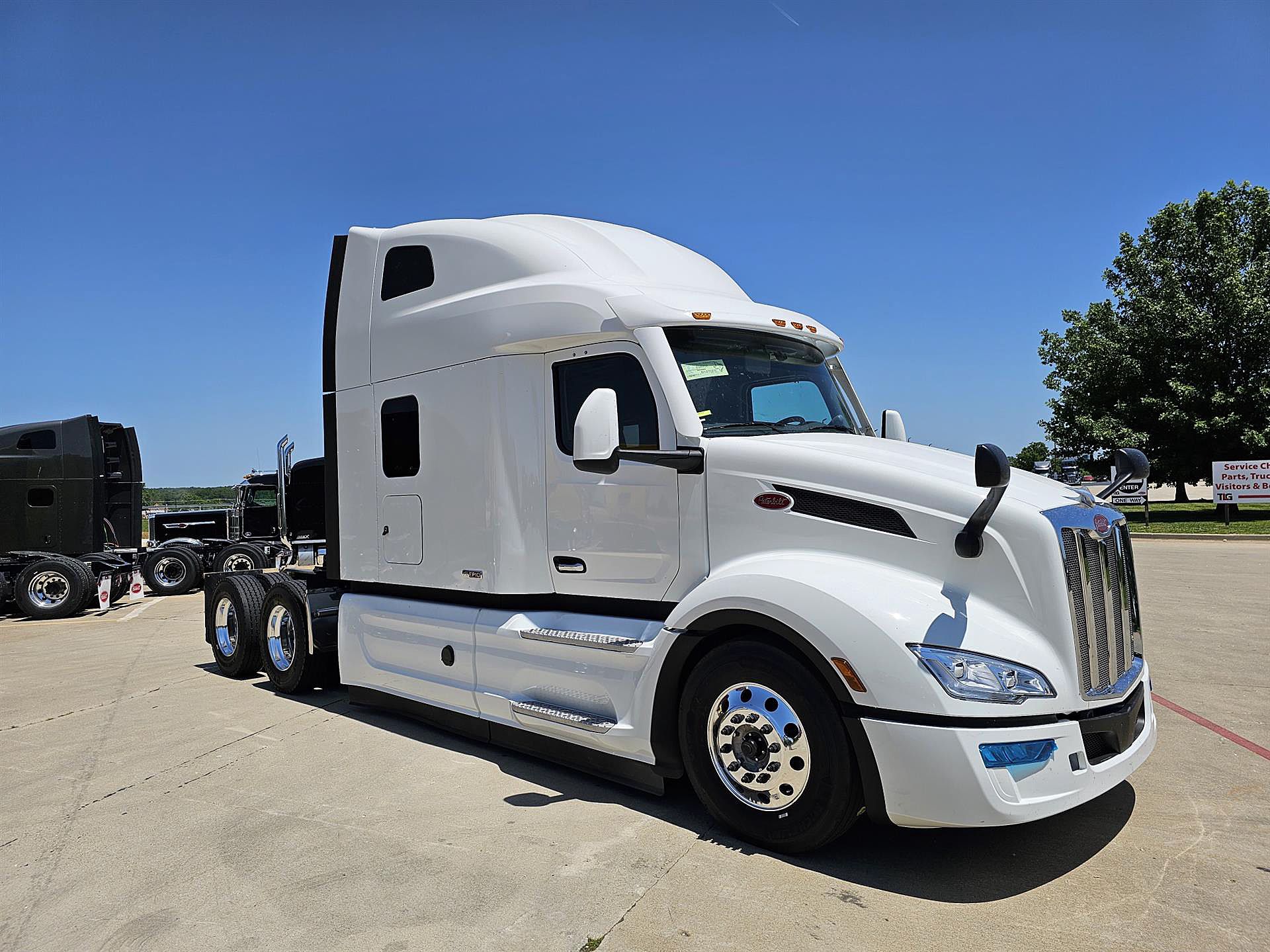 2024 Peterbilt 579 (For Sale) | 80" Sleeper | #RD656907