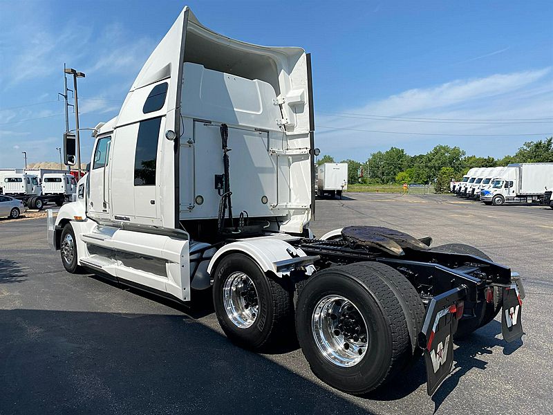 2016 Western Star 5700XE For Sale | 82" Sleeper | #782089