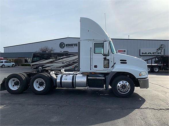 2016 Mack Pinnacle CXU613 For Sale | Day Cab | # 663141