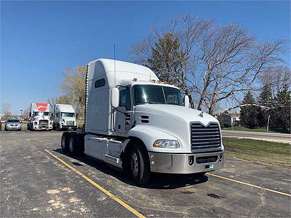 2015 Mack Pinnacle CXU613 (For Sale) | Sleeper Truck | # 298672