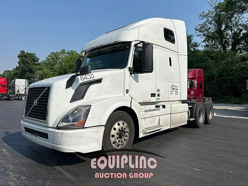 2016 VOLVO TRUCK VNL (For Sale) | 70" Sleeper | #DKF956430