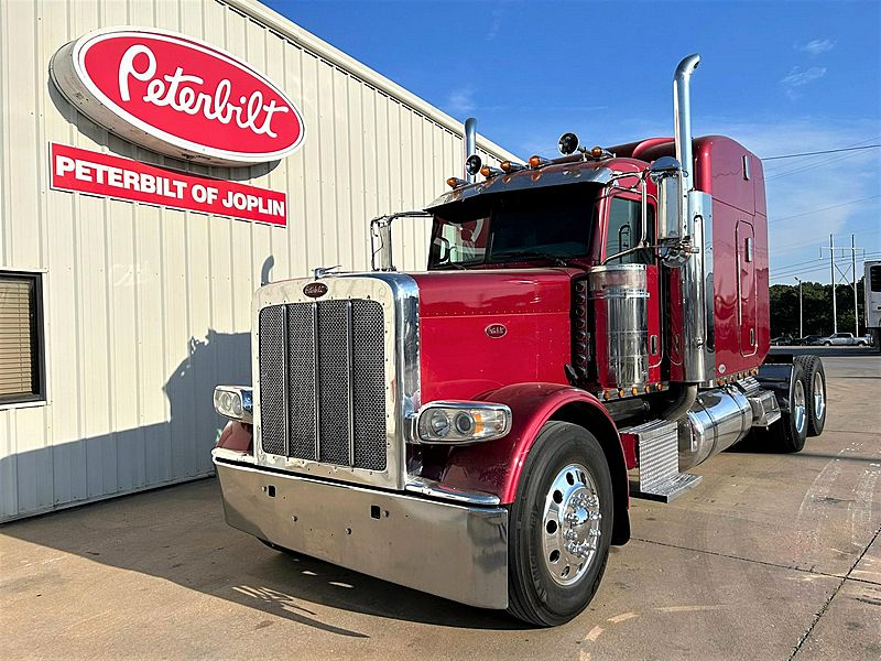 2009 Peterbilt 388 (For Sale) | 63" Sleeper | #777739