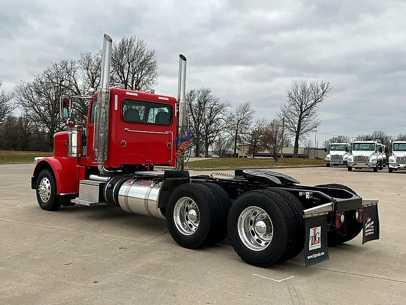 2018 Peterbilt 389 For Sale | Day Cab | #D482568